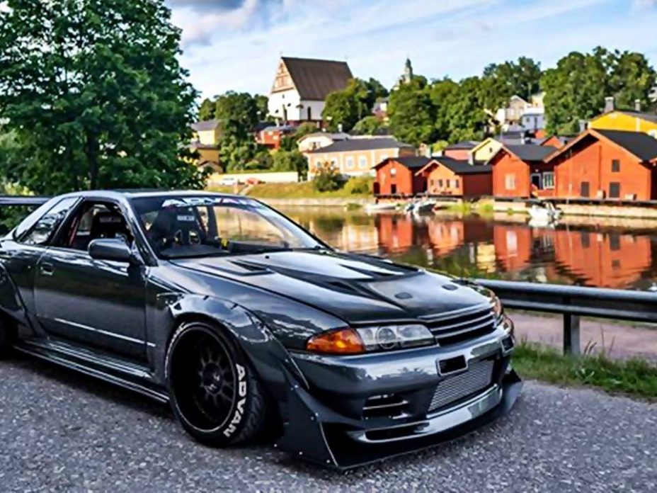 Modified Nissan GTR R32 Skyline black - ModifiedX