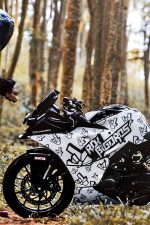 Modified KTM RC200 With Black And White Graphics. - ModifiedX