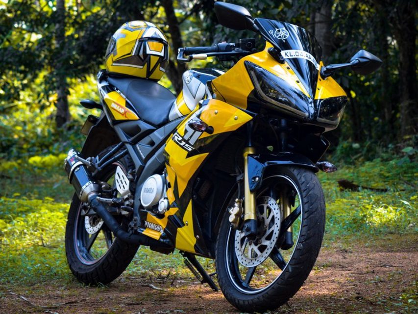 Yamaha R15 V2 Modified 'Orange-White' colour - ModifiedX